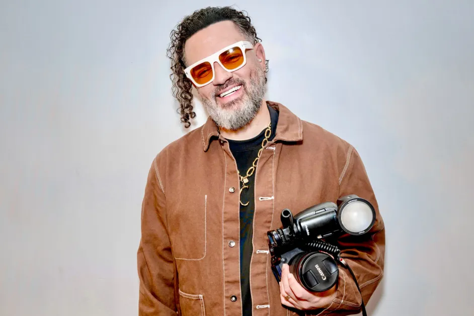 ¡Impactante gesto!... El reconocido fotógrafo conmueve con sus palabras ...